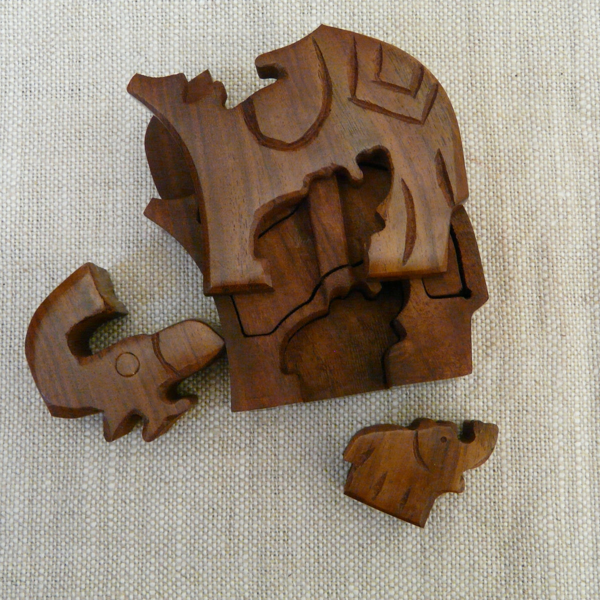 Fair Trade Shesham wood Mother and Baby Elephant Puzzle Box – fair2all